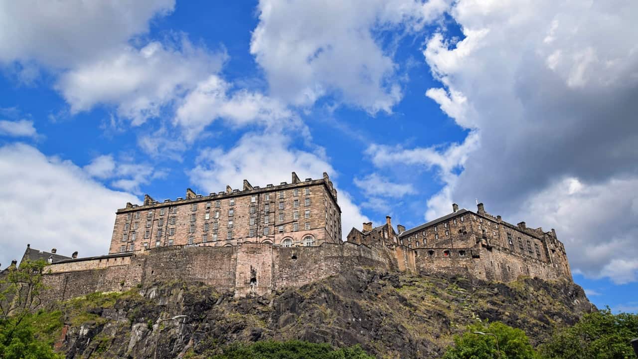 6 Famous Scottish Castles that Will Have You Spellbound